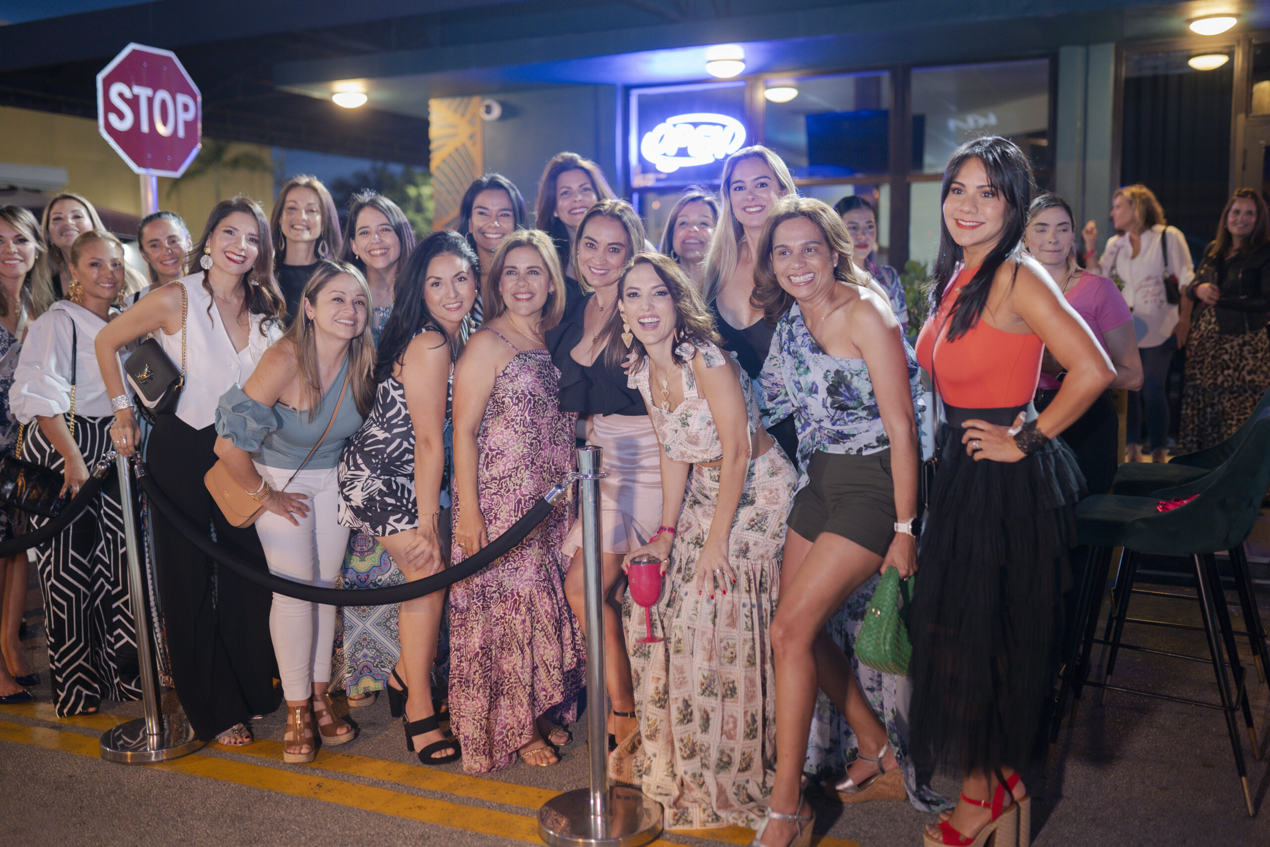 Noche de desmadre - paulazelaya